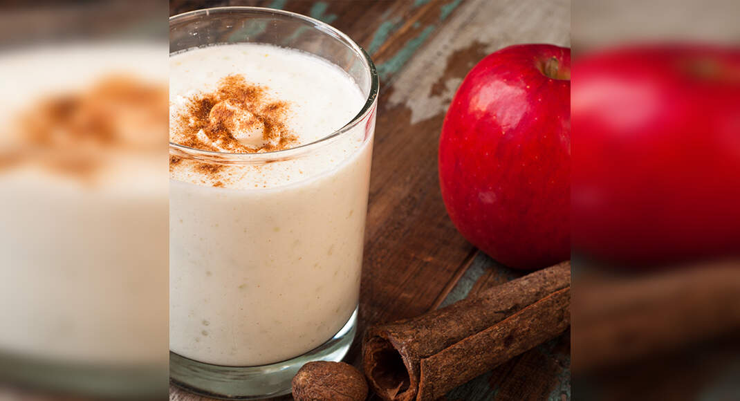 Apple Cinnamon Milkshake Recipe: How to Make Apple Cinnamon Milkshake ...
