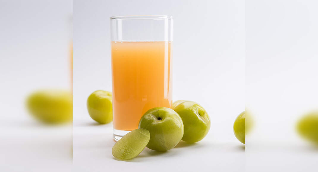 Amla and Chikoo Drink Recipe: How to Make Amla and Chikoo Drink Recipe ...