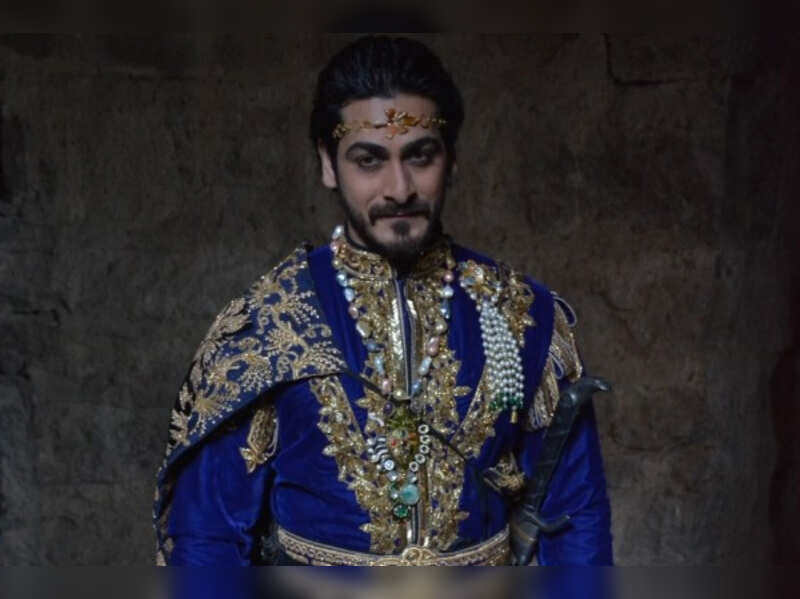 shivdutt: Ankit Arora: My character Shivdutt in Chandrakanta can go to ...