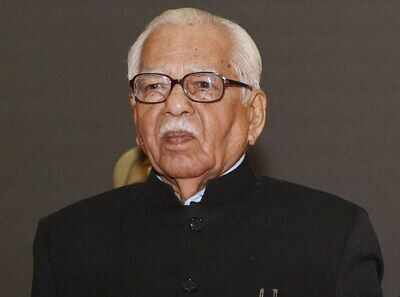 Ram Naik sets record by addressing 23 convocations in a year | Lucknow ...