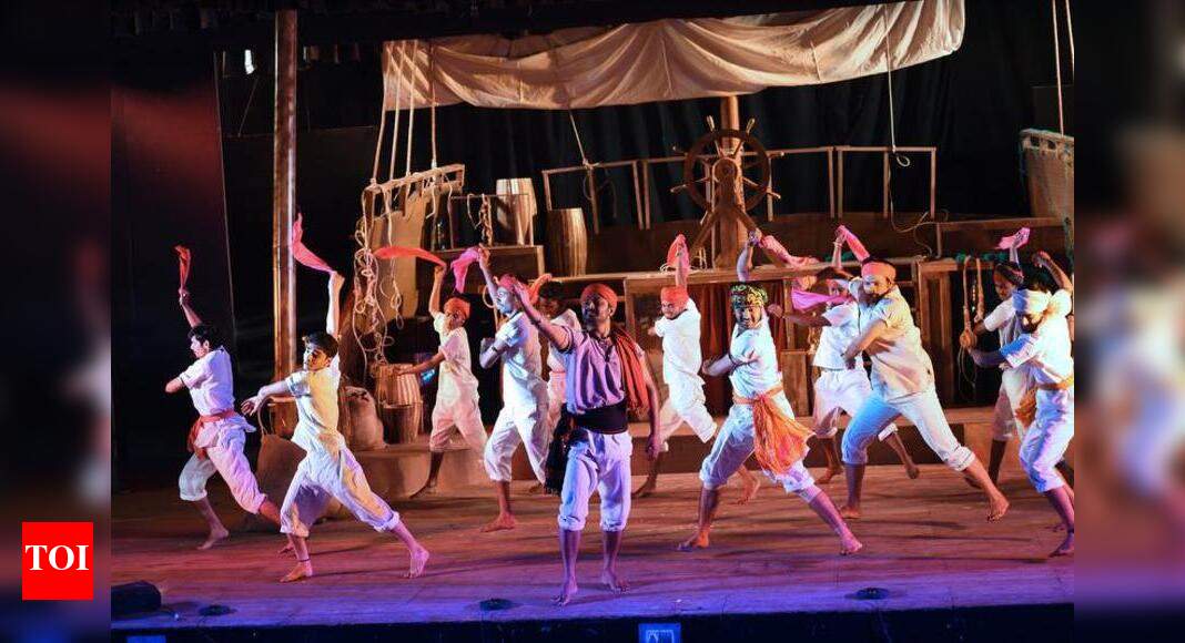 World Theatre Day: Resurgence of stage songs | Ahmedabad News - Times ...