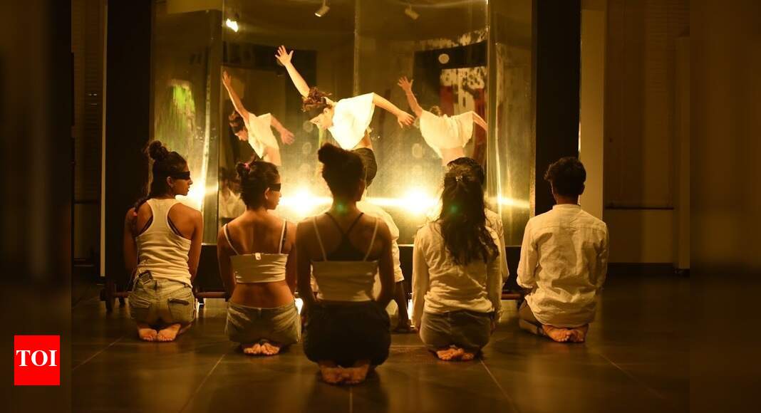 Goa-based art gallery depicts human expression through dance-art | Goa ...