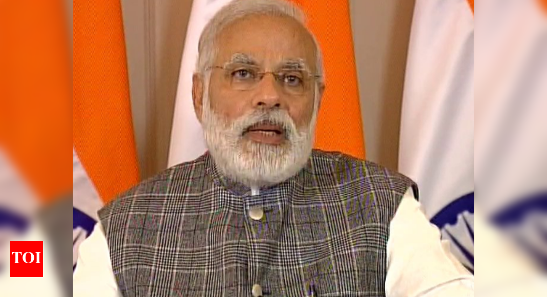 PM Modi: Use technology and opt for innovation: PM Modi at Smart India ...