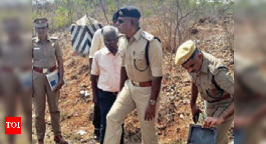 Kerala Express: Gang damages signal, robs train passengers of 3.5 lakh ...