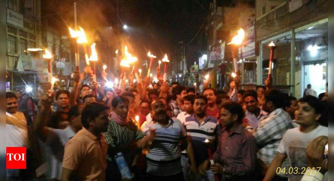 EVM Row: Protests continue in Bhind against collector’s transfer ...