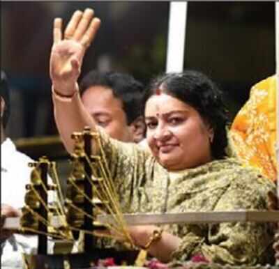 Cashing in on aunt's legacy, Deepa vows to bring in change | Chennai ...