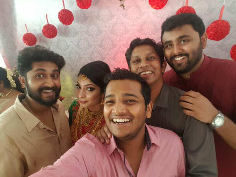 Actor Dhyan Sreenivasan ties the knot with his longtime girlfiend ...