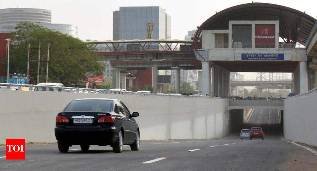 3-lane driveway to ease Gurgaon snarls | Gurgaon News - Times of India
