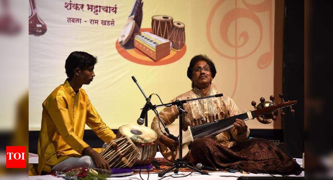 Deshkar: Pt Deshkar’s students pay tribute in vocal, instrumental ...