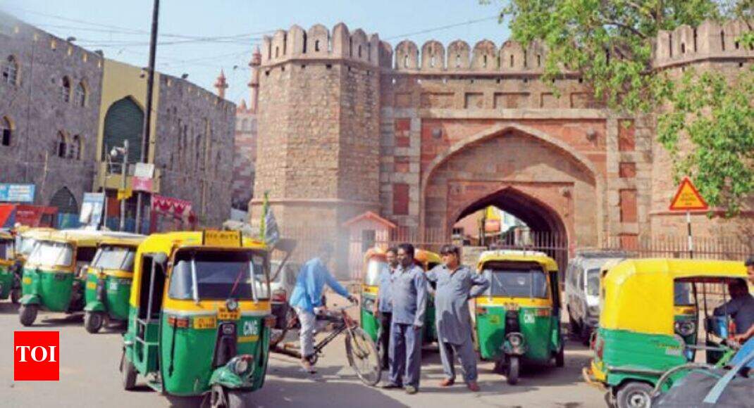 No charm, Matia Mahal feels like old world | Delhi News - Times of India