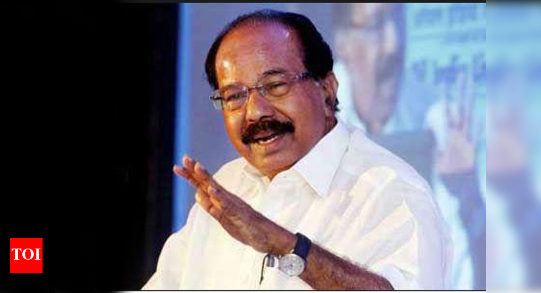 Veerappa Moily: Congress’s Veerappa Moily backs EVMs, calls opposition ...