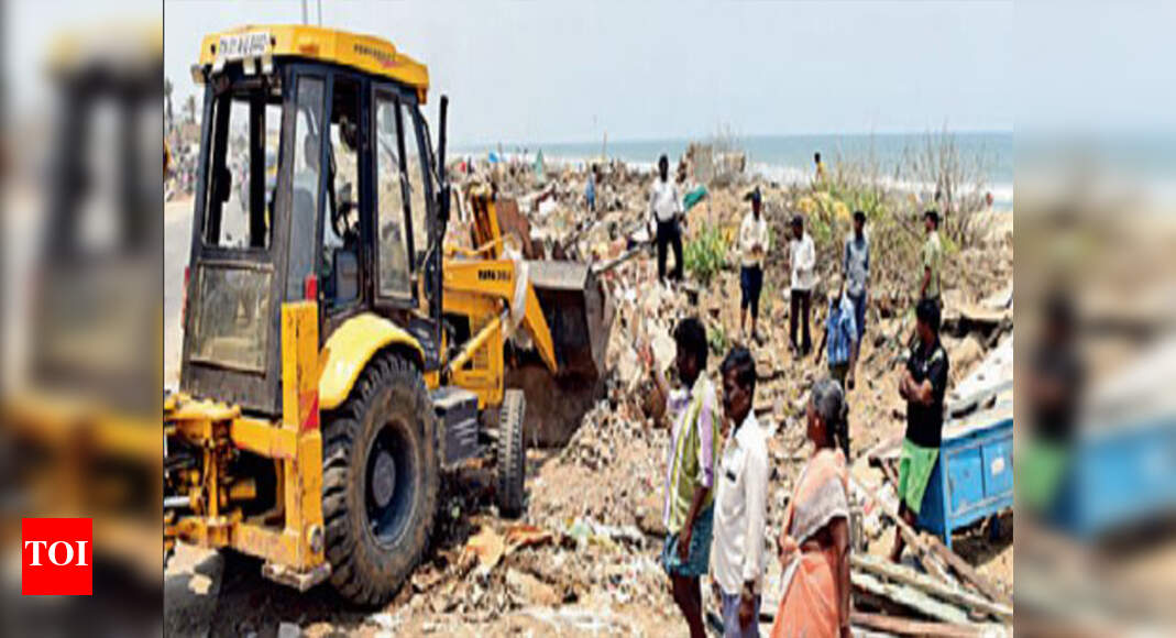 Marina Loop Rd: Marina Loop Rd encroachments razed for 2nd day ...