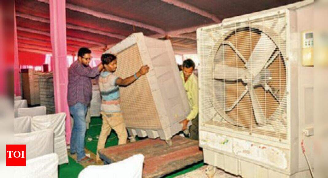 Heat Wave In Telangana: Hyderabad: Heat takes centrestage at plenary ...