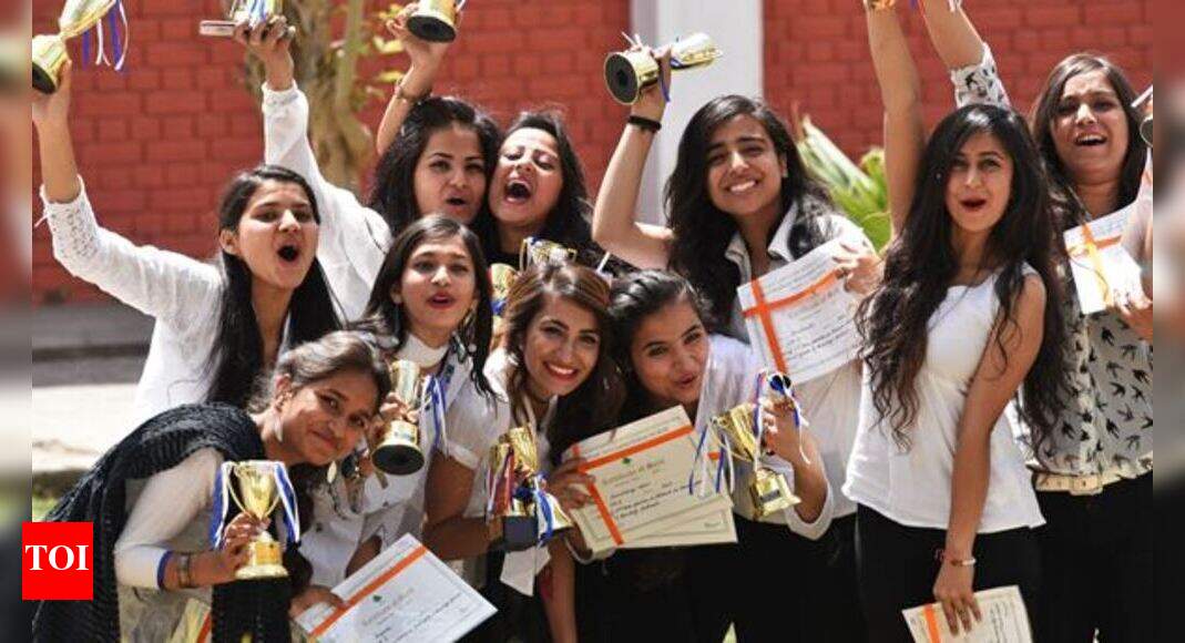Students: Don't mind the gap! | Pune News - Times of India