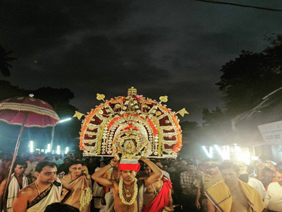 Religious fervour, fanfare and fireworks mark the Mahalingeshwara ...