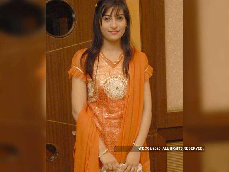 Humera Syed during the farewell party of Anjuman College of Engineering ...