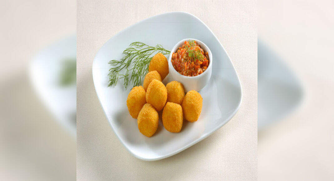 Broccoli and Cheese Nuggets Recipe: How to Make Broccoli and Cheese ...