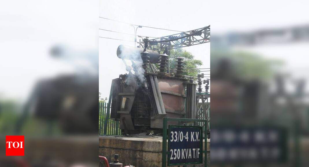 Transformer explodes during maintenance, two electrocuted | Agra News ...