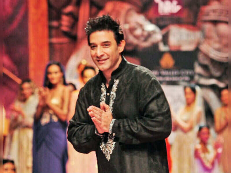 suneet varma Swarovski: Ace designer Suneet Varma celebrates 30 years ...