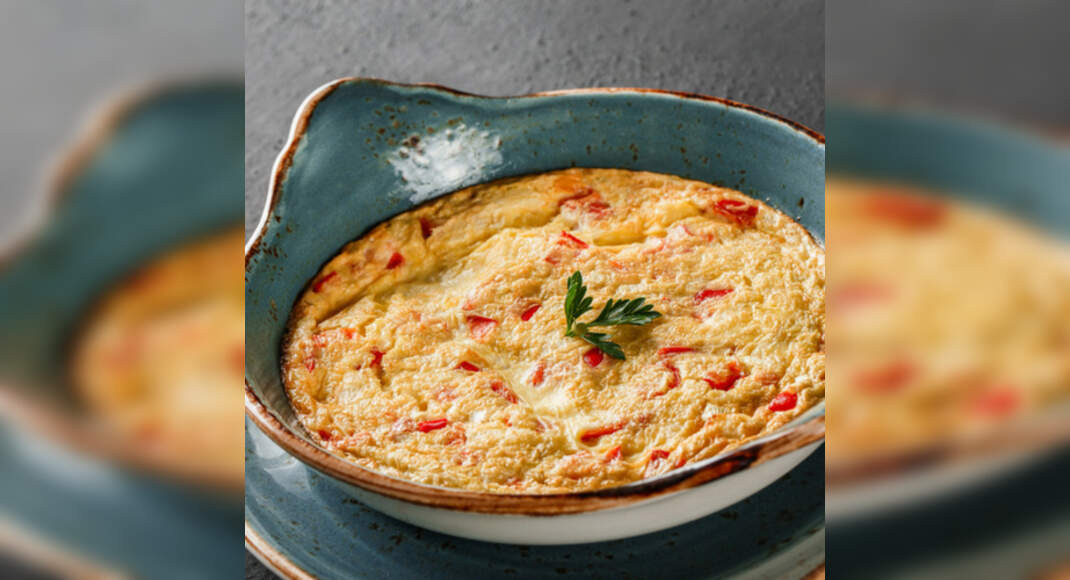 Tomato Omelette Recipe: How to Make Tomato Omelette Recipe at Home ...