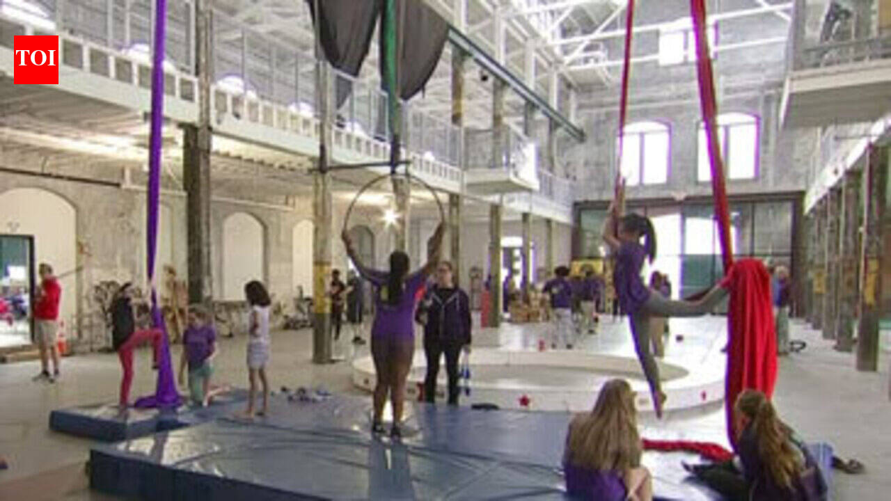 Youth circus bridges poverty, privilege divide