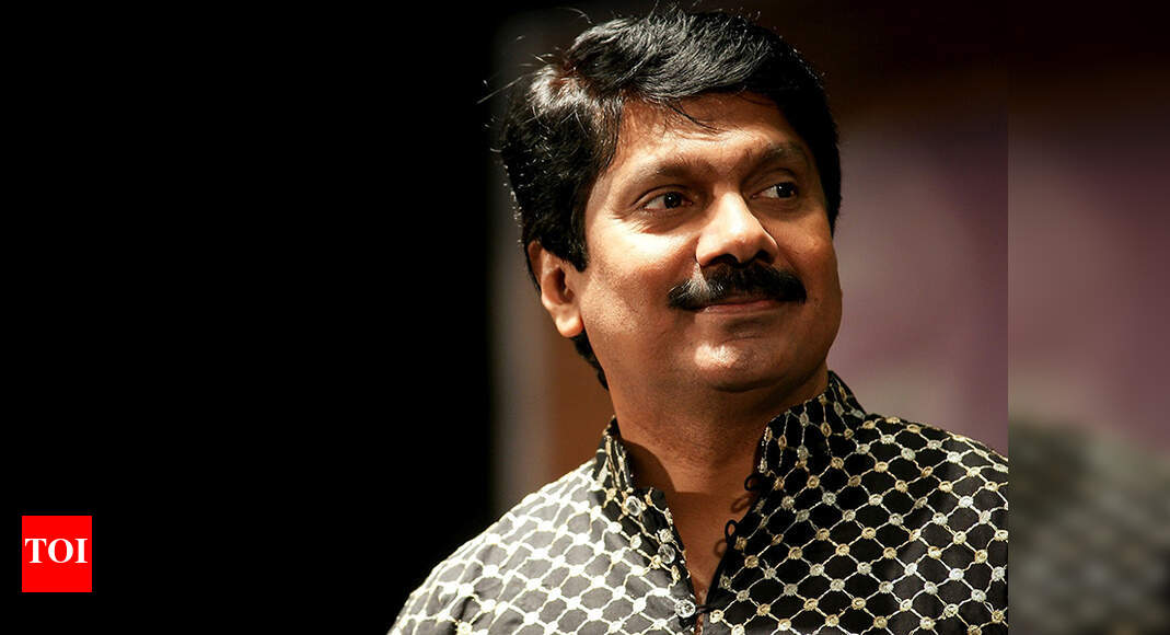 Singer G Venugopal on Comedy Super Nite 2 - Times of India