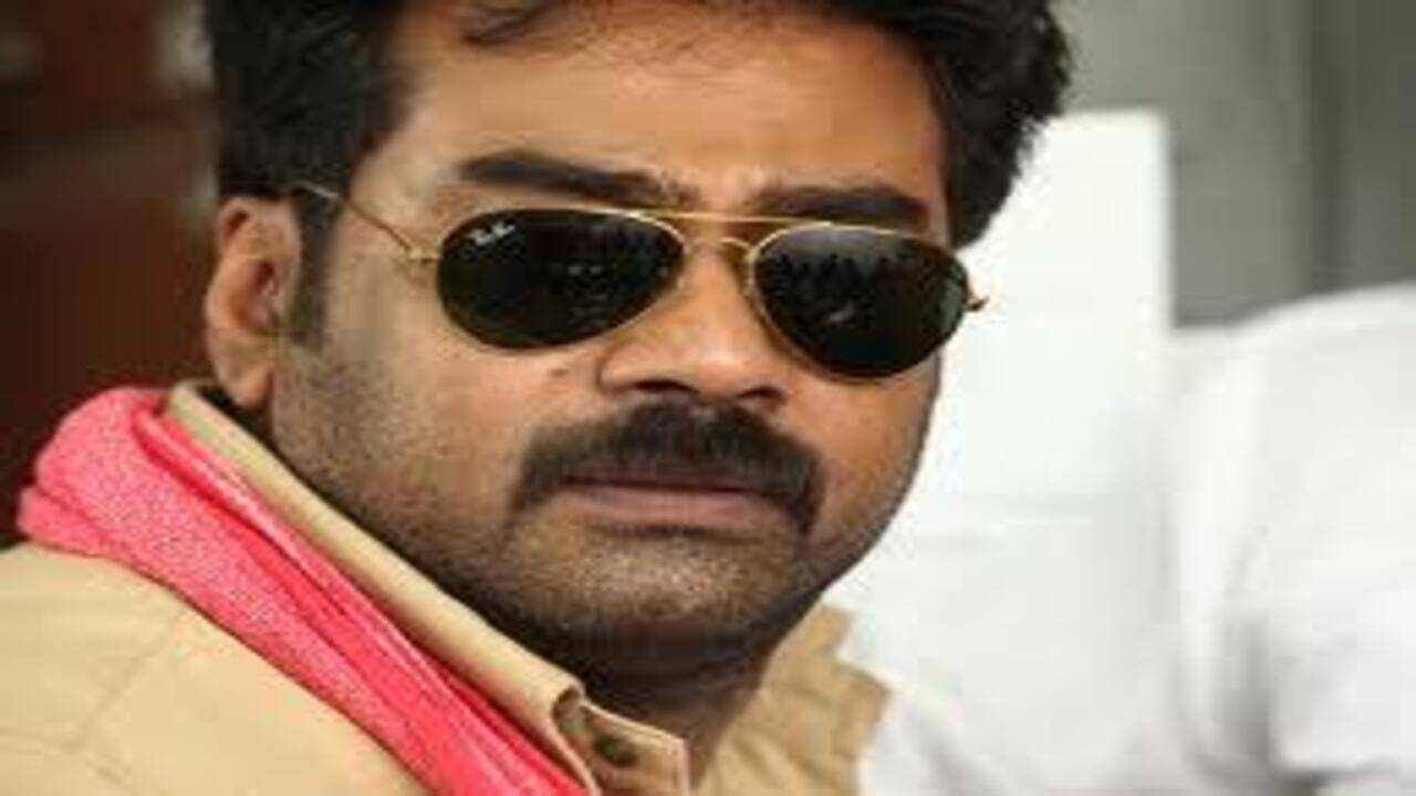 Shikari Shambu's Instagram, Twitter & Facebook on IDCrawl