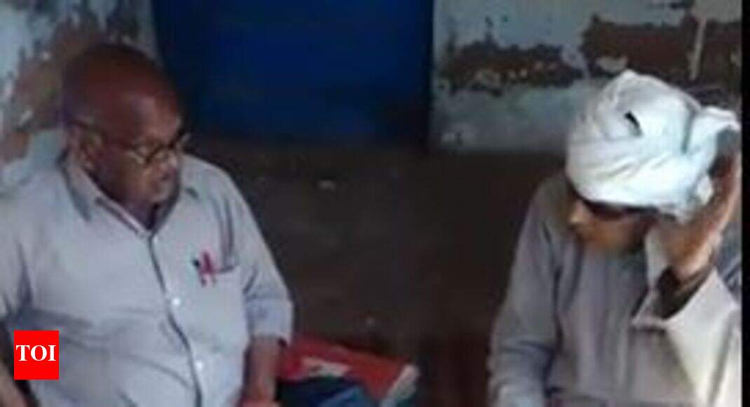 Government clerk caught taking bribe on camera, video goes viral | Agra ...