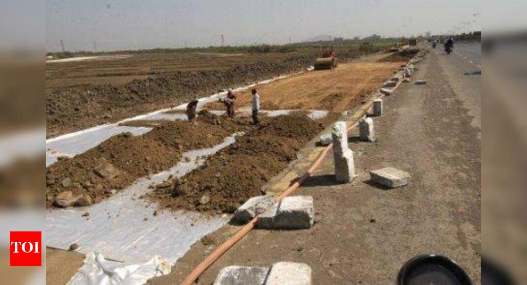 India Economy: India to grow 7.5% next year on higher infra spending ...