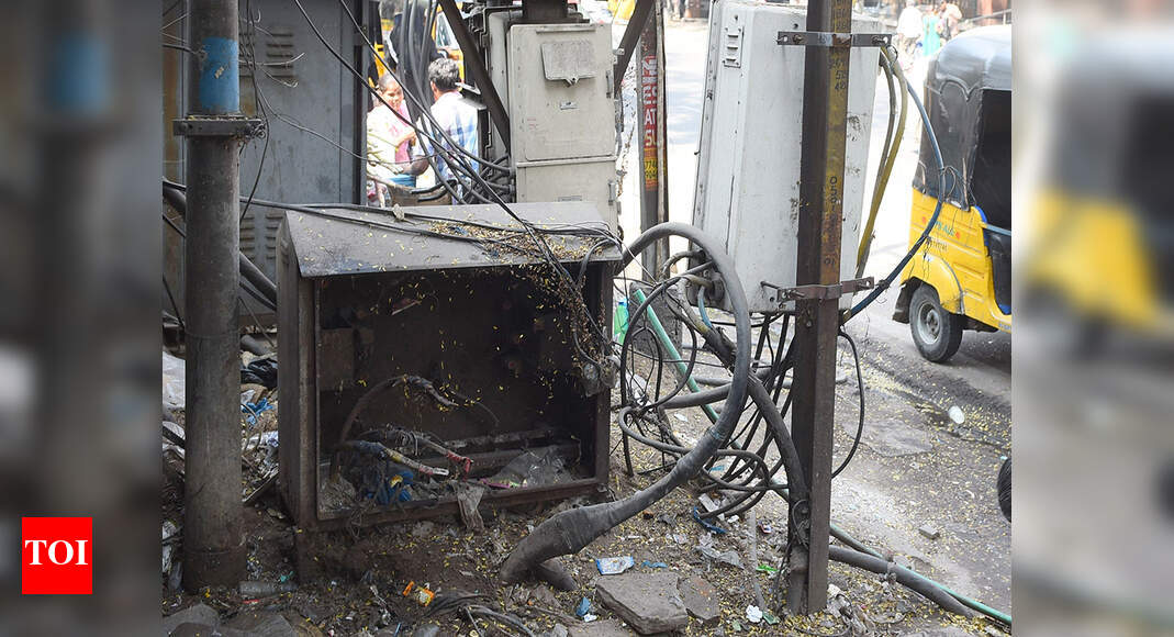 2 injured in transformer blast in Ghaziabad | Noida News - Times of India