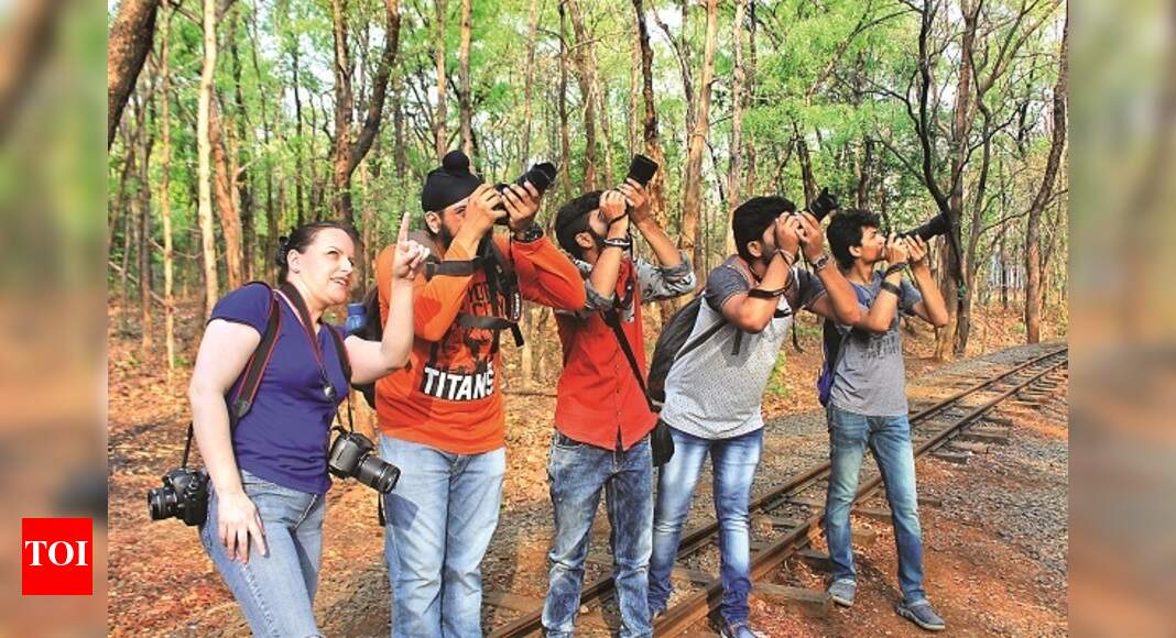 Yash Chopda: Foreigners join city youth for photo walk sessions ...