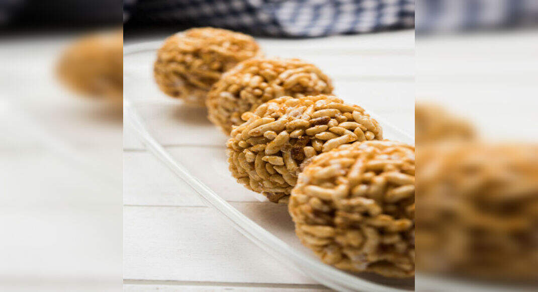 Kurmura Ladoo Recipe: How to Make Kurmura Ladoo Recipe | Homemade ...