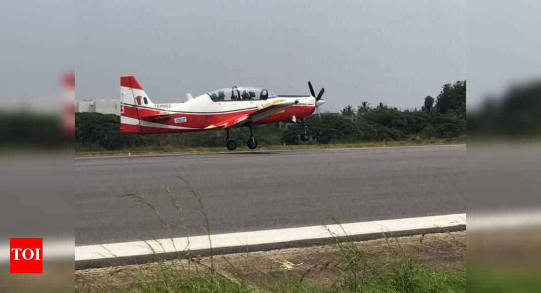 Hindustan Turbo Trainer-40: Maiden flight of 2nd prototype completed ...