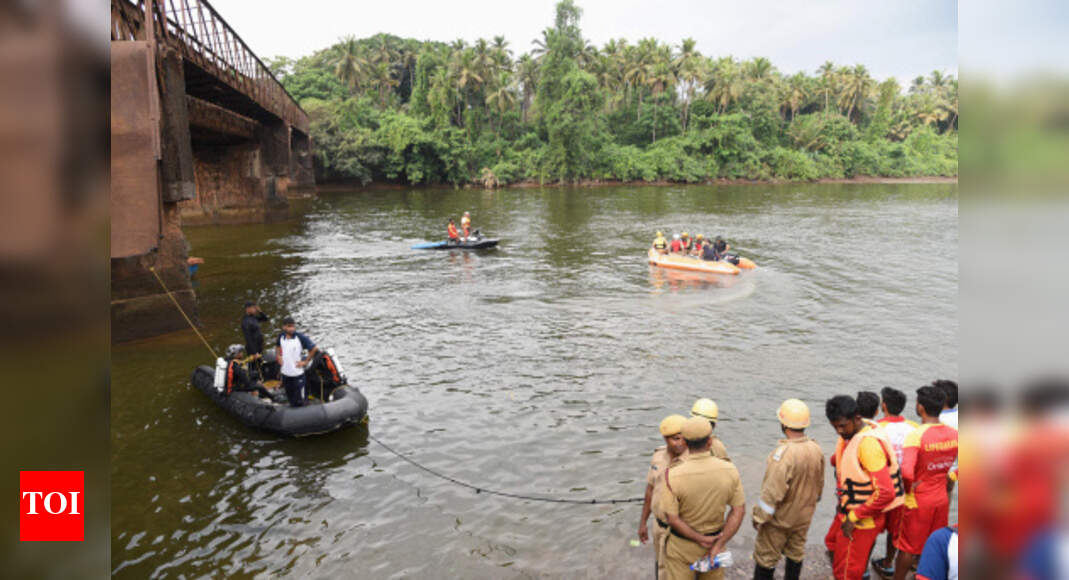3 bodies recovered at Goa bridge collapse site | Goa News - Times of India