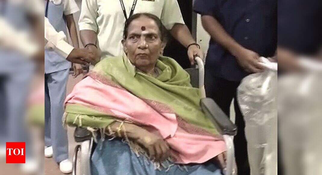 Parvathamma still on life support, but is recovering | Kannada Movie ...