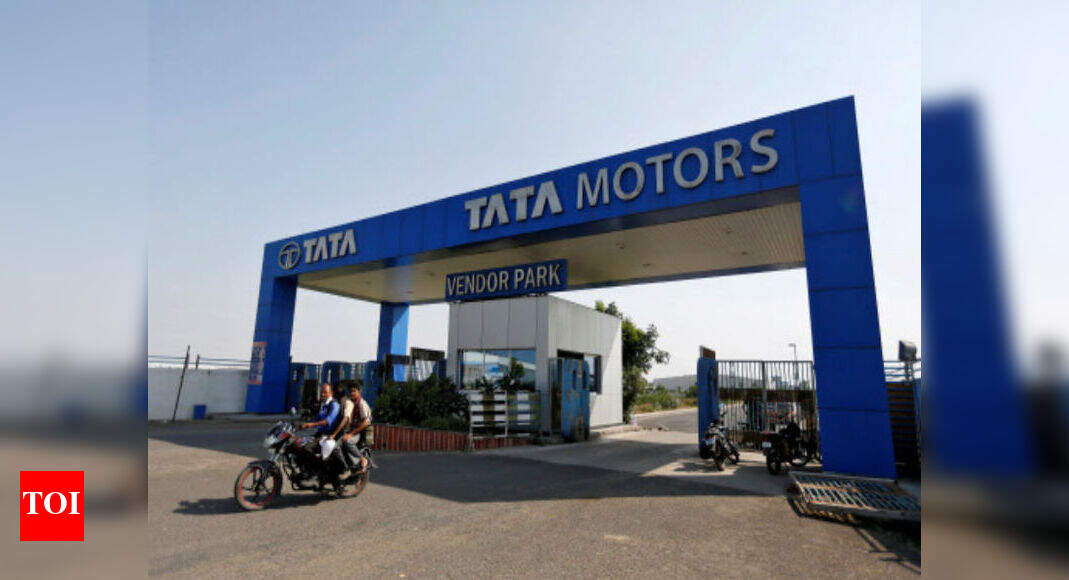 BS-IV Vehicles: Tata motors launches BS-IV compliant trucks in ...