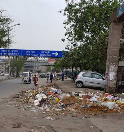 Bus stand or garbage stand? - Times of India