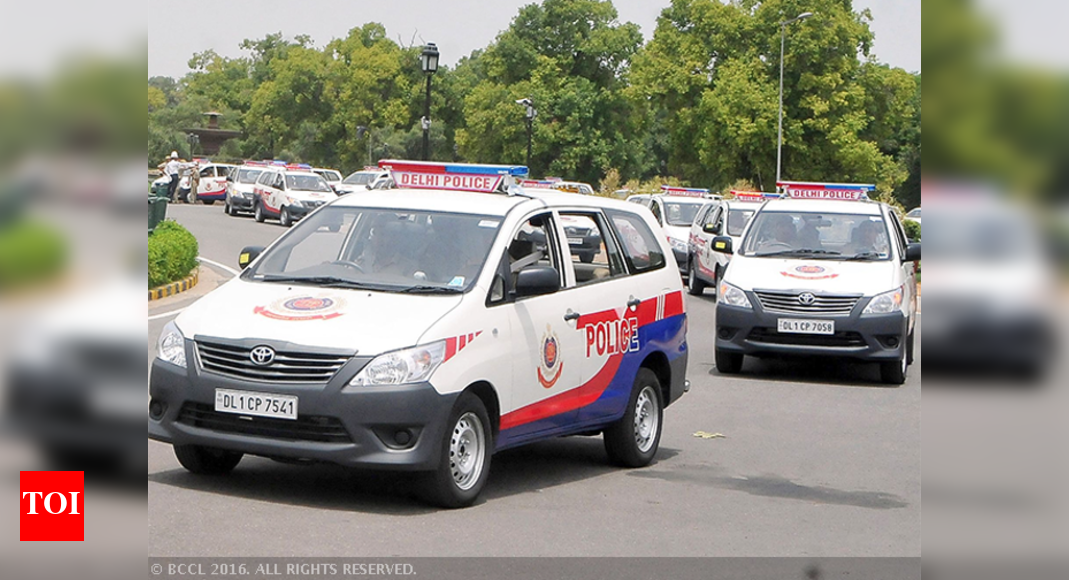 Terror threat: Commandos to man PCR vans | Delhi News - Times of India