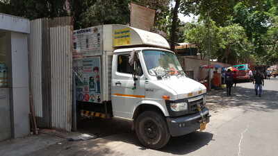 Garbage segregation centre blocks narrow road - Times of India