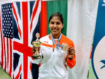 Bhavani Devi: Historic high for fencer Bhavani Devi, wins gold in ...