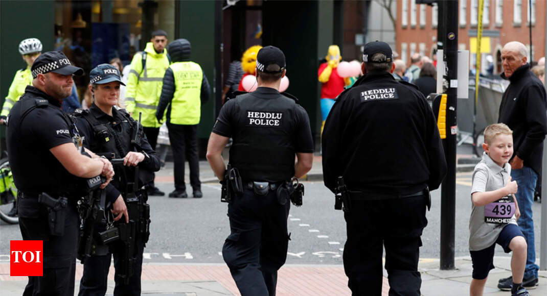 Naveed Yasin: Pakistani-origin doctor racially abused after saving ...