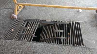 Storm water jali broken from last 15 days - Times of India