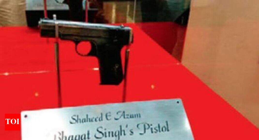 Bhagat Singh: Bhagat Singh's pistol on display in BSF museum ...