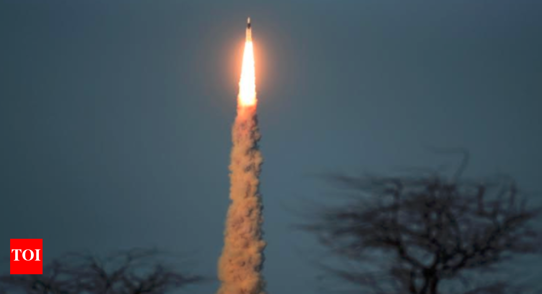 GSLV Mk III: Isro’s most powerful rocket GSLV Mk III places GSAT-19 ...