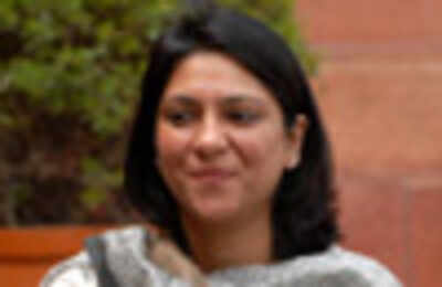 A mother's role most important: Priya Dutt - Times of India