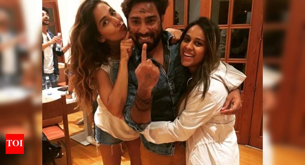 Bigg Boss 10 winner Manveer Gurjar celebrates birthday with Khatron Ke ...