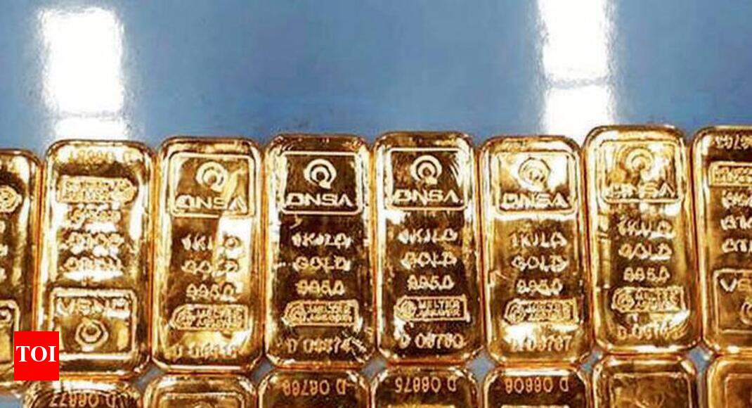 20 kg smuggled gold seized from port in Hazira, 2 held | Surat News ...