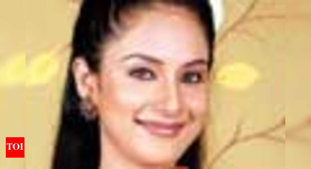 Pooja wouldn't be replaced - Times of India
