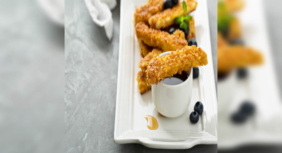 Cornflakes French Toast Recipe: How to Make Cornflakes French Toast ...