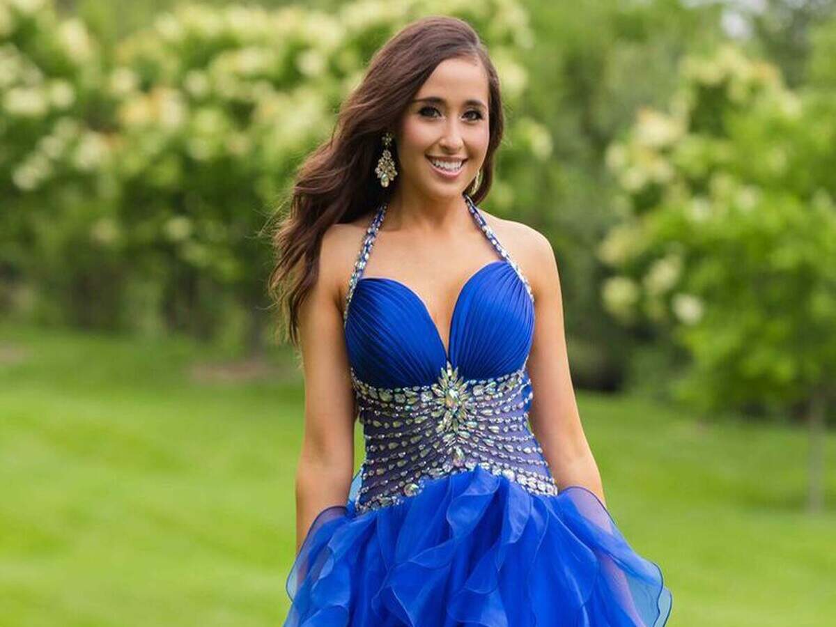 Jeannette Contreras crowned Miss Maryland Latina 2017